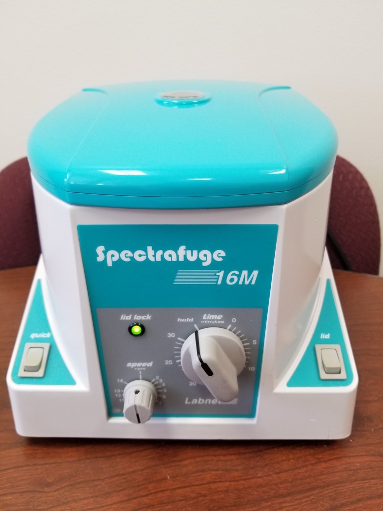 90 Day Wty: Labnet Spectrafuge 16M Microcentrifuge - BridgePath Scientific