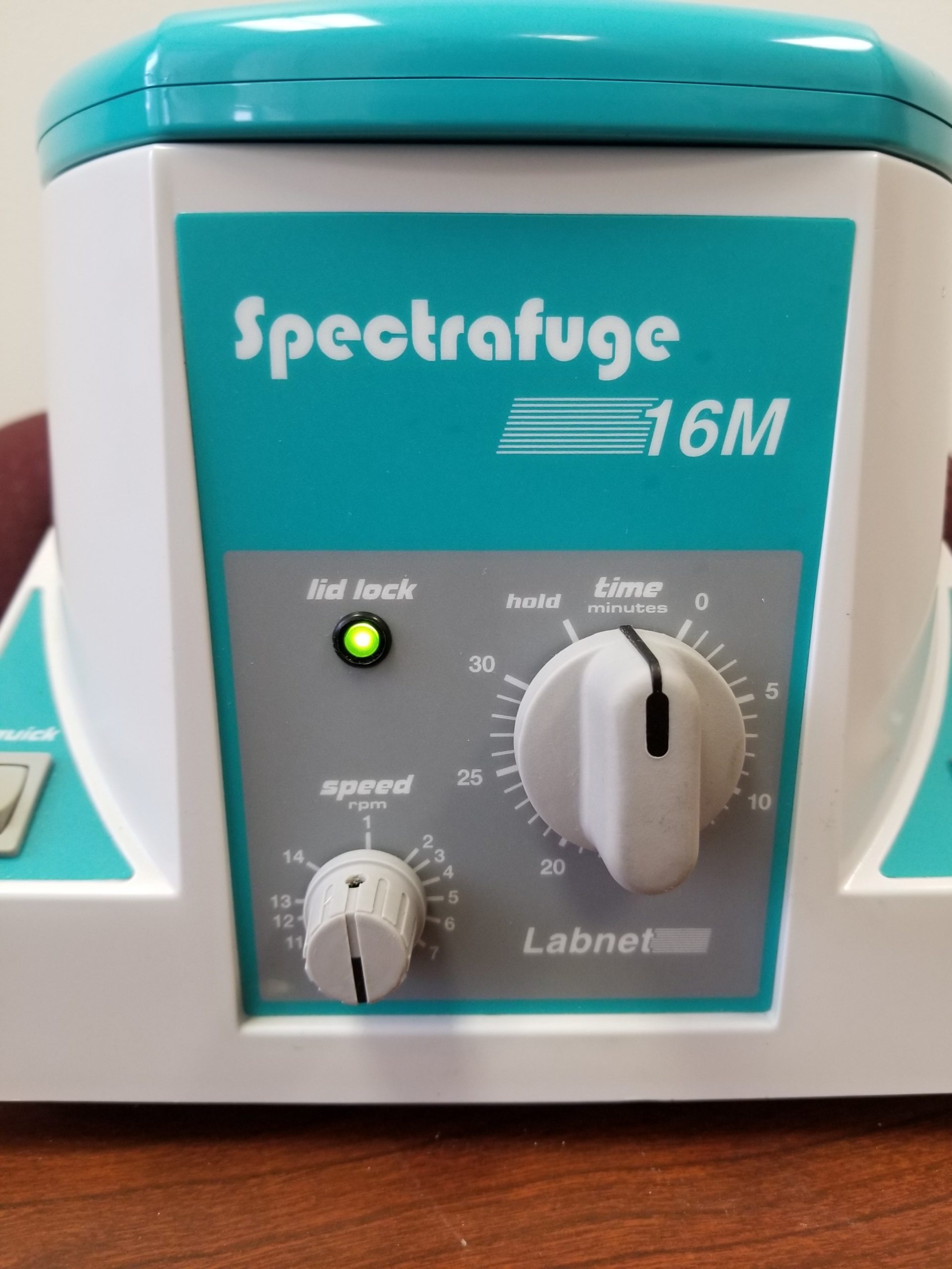 90 Day Wty: Labnet Spectrafuge 16M Microcentrifuge - BridgePath Scientific