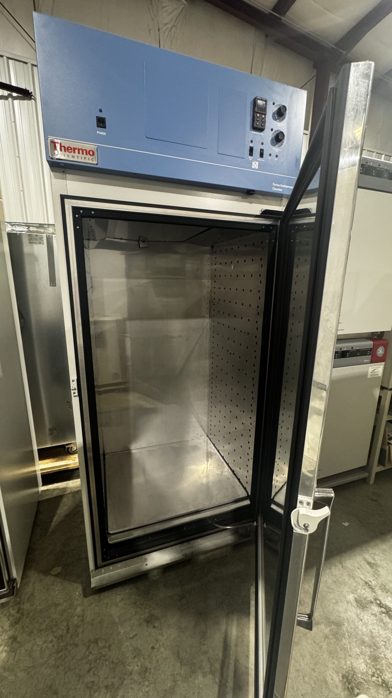 Thermo Scientific Model 3920, 29 cu.ft. Refrigerated Environmental ...